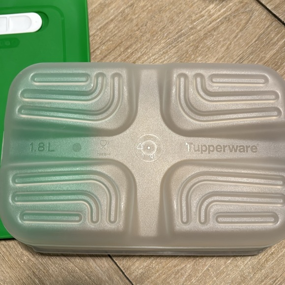 Tupperware | Kitchen | Tupperware Fridgesmart Medium | Poshmark